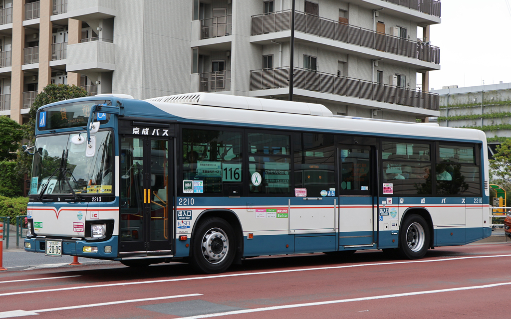 京成バス 2210 習志野200か2005: exhaust note.