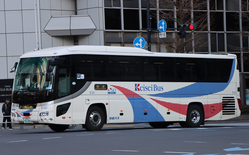 京成バス 5101 千葉230あ5101: exhaust note.